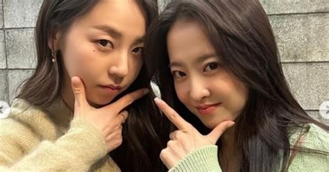 박보영·안소희 깜찍 투샷…예쁜 애 옆에 예쁜 애 [n샷]