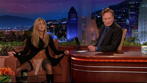Post Brnofak Conan O Brien Fakes Harveylogan Jennifer Aniston The Tonight Show