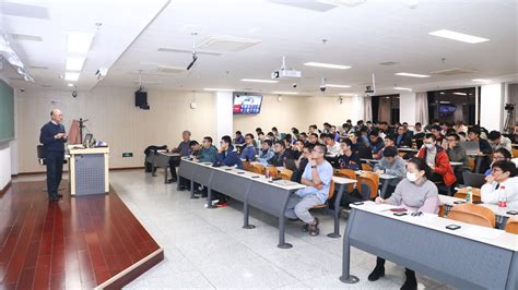 朱彤院士主讲 北京大学物理学科卓越人才培养计划 讲堂：名师面对面”（第四十四期） 北京大学物理学院