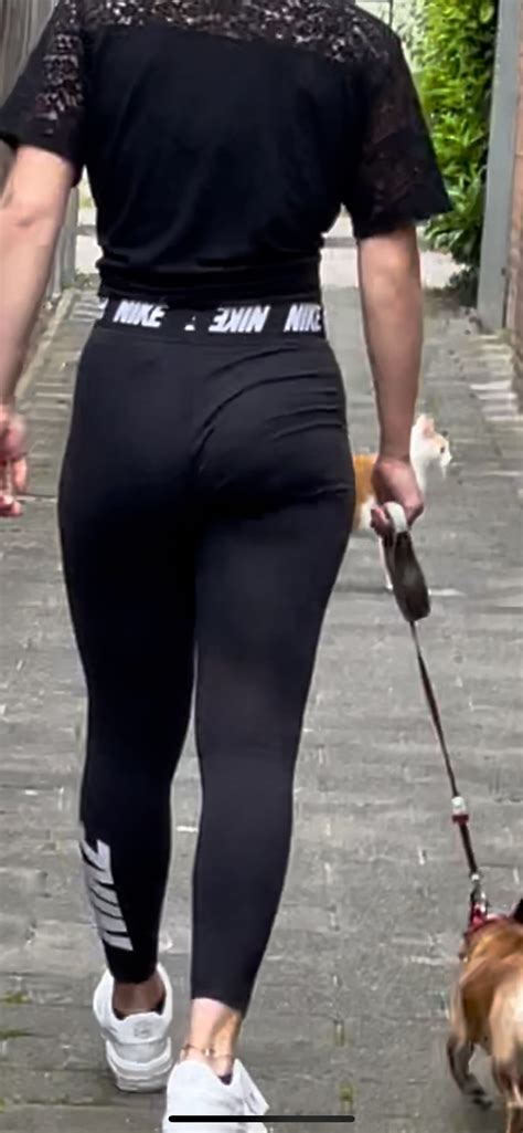 Cute Blond Teen In Nike Pro Leggings Caughts Me Spandex Leggings