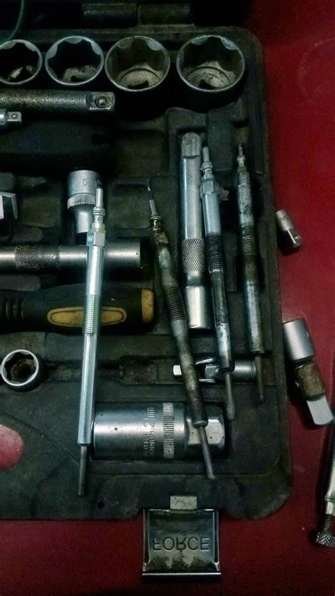 Перегорела свеча 4 го цилиндра 14 апреля 2019 — Ssangyong Kyron 2 л 2008 года своими руками