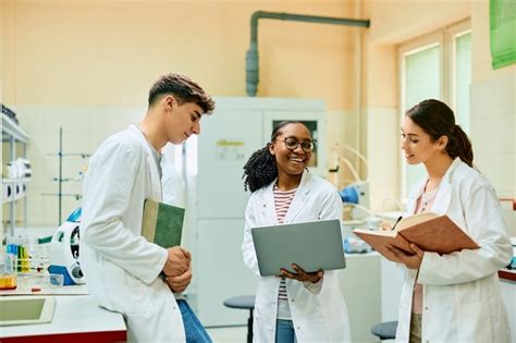 Design The Ultimate Cte Bioscience Lab With Mooreco