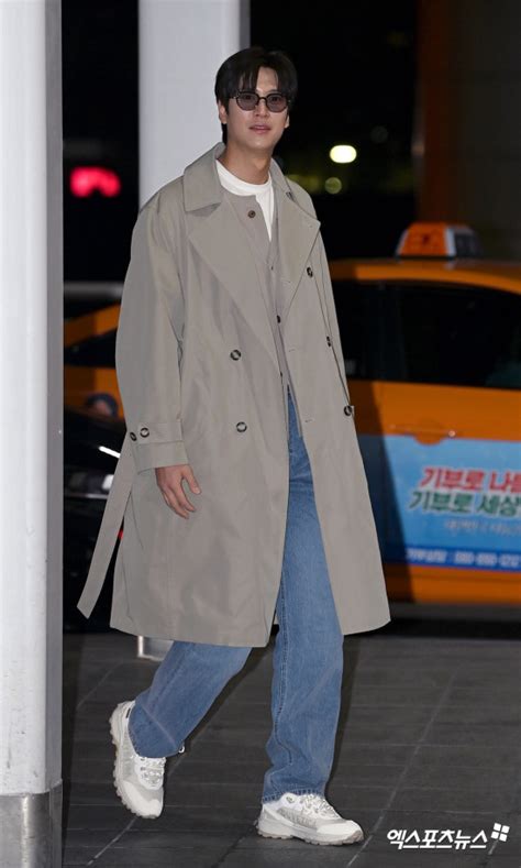 나인우 눈에 띄는 기럭지[엑s Hd화보]