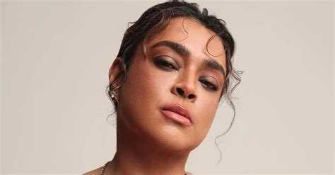 Estátua De Preta Gil é Inaugurada Ao Lado Do Pai Gilberto Gil Na Orla