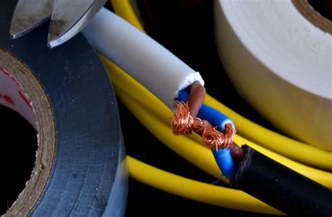 Urutan Cara Menyambung Kabel Listrik Yang Baik Dan Benar