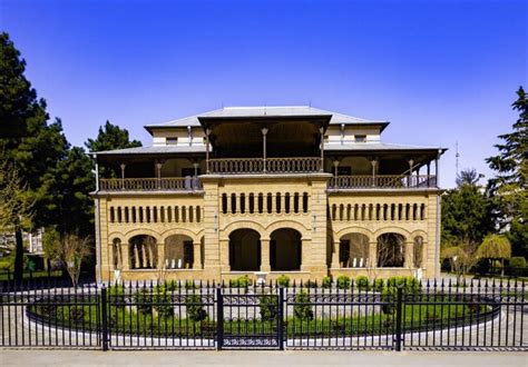 توضیحات وزارت خارجه طالبان درباره تغییرات سفارت افغانستان در تهران تسنیم