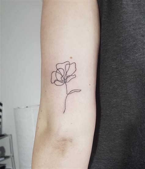 Tatuajes Florales Sencillos