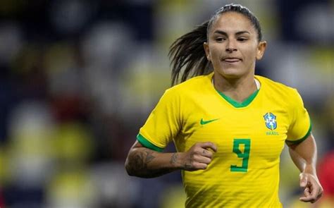 Debinha Analisa Derrota Da Seleção Brasileira Na Copa Do Mundo Feminina