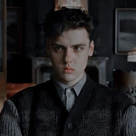 ⊹ ִֶָ Enoch Oconnor Icon 𓊪̵ ۪ 𝆬 💭 Miss Peregrines Home For Peculiar