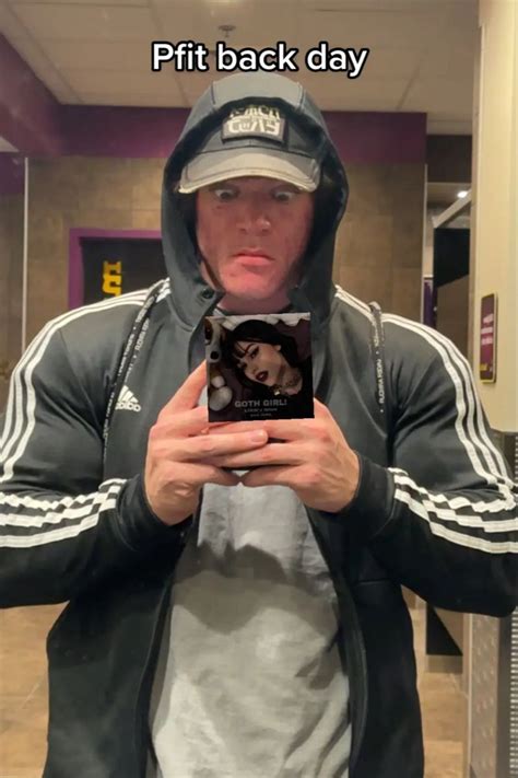 Sam Sulek 😻 Cutie Patootie Gym Rat Going To The Gym