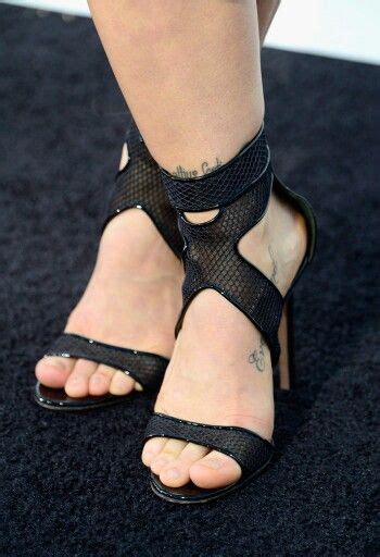 Pin On Ronda Rousey One Of The Most Beautiful Women In The World