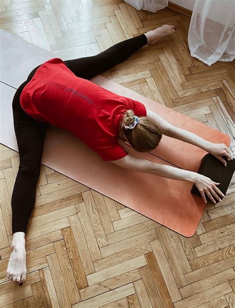 Olga Kalicka Feet Pictures Sexy Feets Celeb Feets