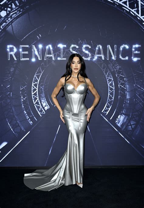 Beyoncé Taylor Swift And More Celebrated The Renaissance Film In
