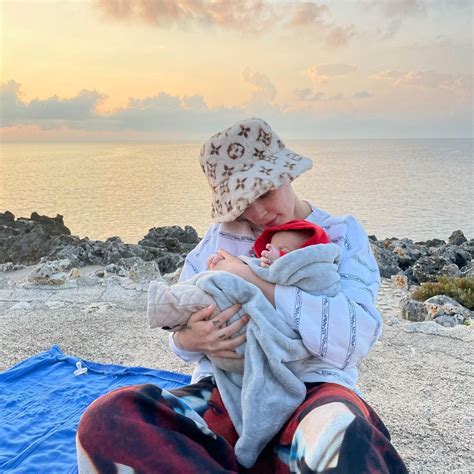 Celebrity Families Beach Pool Trips In Summer 2021 Photos Us Weekly
