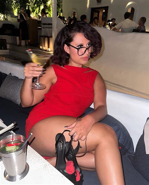 Raye Biography Parents Songs Net Worth Instagram Age Height Albums Boyfriend