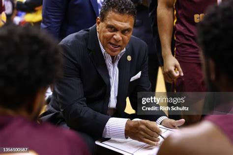 Reggie Theus Photos And Premium High Res Pictures Getty Images