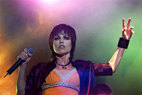 A View From The Beach Dolores Oriordan Cranberry Singer Dies At 46