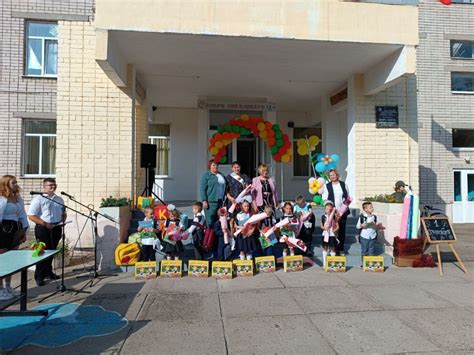 В Новокиевской школе состоялась торжественная линейка посвященная Дню Знаний Лента новостей