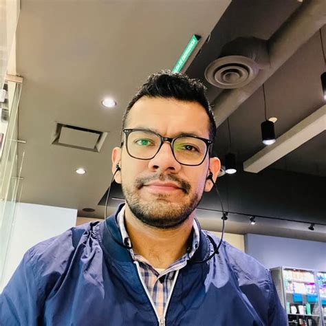 Roy Martínez Roymartinezh • Threads Say More