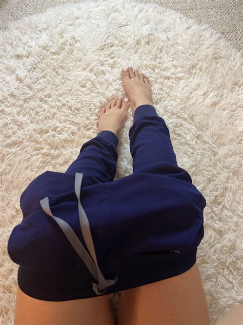 Come Play With Me While Im On Break Baby Scrubsgonewild