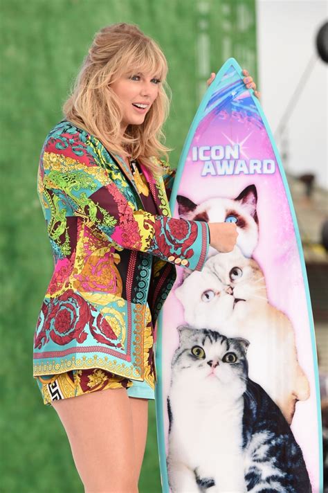 Taylor Swift Sexy Legs At Teen Choice Awards The Fappening