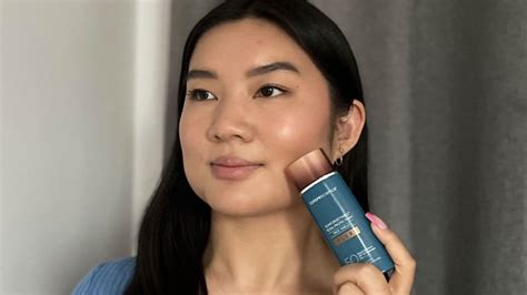 Colorescience Sunforgettable Face Shield Flex Sunscreen Review Cnn