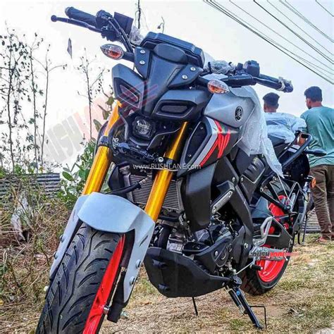 New Yamaha Mt15 V2 Arrives At Dealer Showroom All 4 Colours