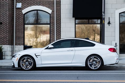 무료 이미지 바퀴 스포츠카 범퍼 초차 가장자리 의자 가마 바꿀 수 있는 쿠페 육상 차량 자동차 제조 자동차 외장 자동차 디자인 고급 차량