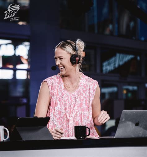 Mercurys Sophie Cunningham Gains Perspective From Broadcast Career