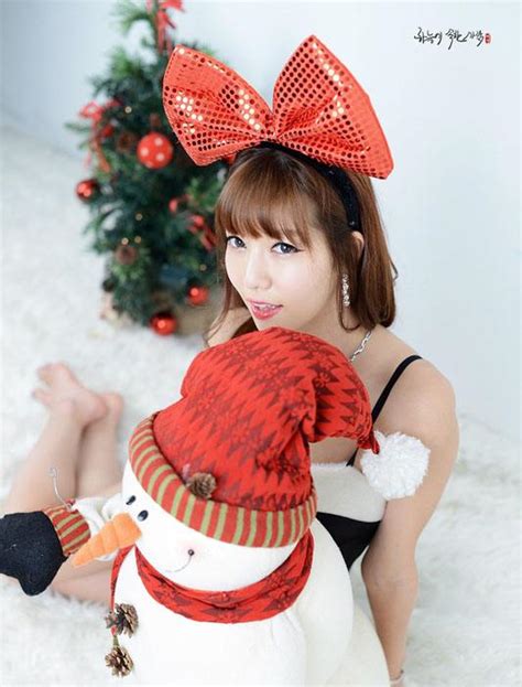 Hot Girls For Christmas Chinese Sirens