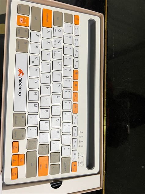 Wireless Keyboard Computers And Tech Parts And Accessories Computer Keyboard On Carousell