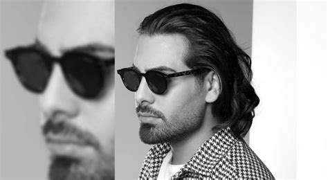 ویدئو بیوگرافی و عکس های شخصی مجید رضوی خواننده مشهور پاپ