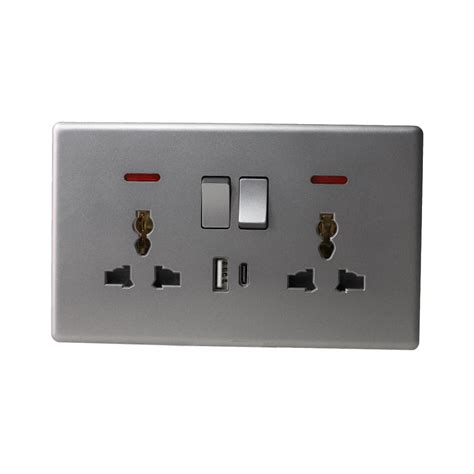 Elitco Elitco 16a 1 Gang 3 Pin 250v Universal Switch Socket C Type And Usb 3 X 3 Inches