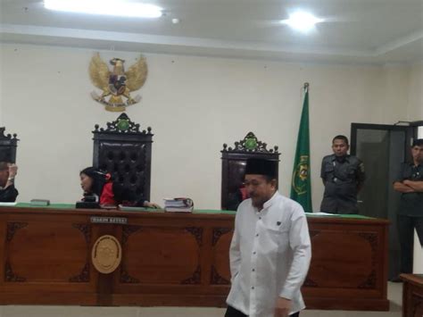 Viral Guru Smk Di Pinrang Paksa Siswi Ladeni Video Call Sex Idn Times