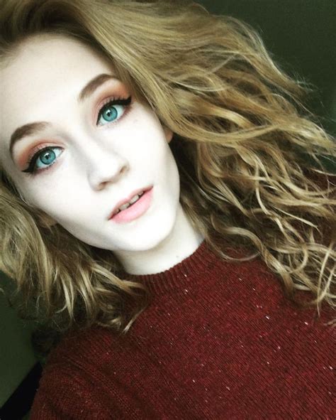 Janet Devlin Hair Beauty Janet Devlin Different Hairstyles