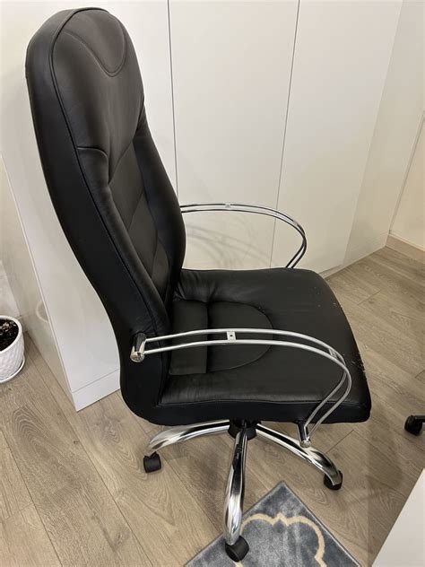 Офісне компютерне крісло стілець 800 грн Офісні меблі Вінниця на Olx