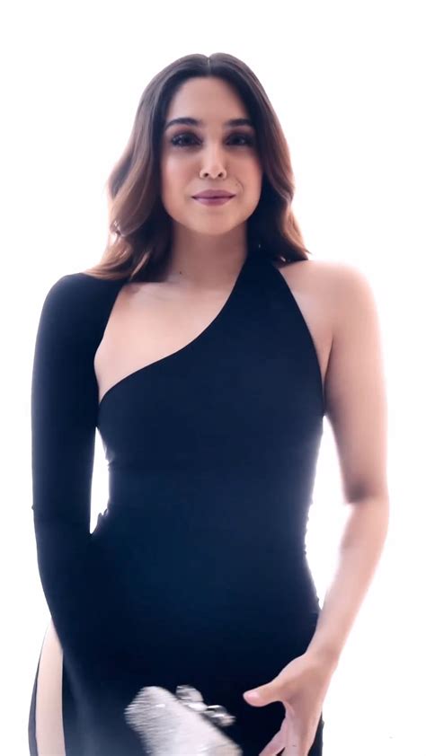 Sharvari Wagh R Indianactresshub