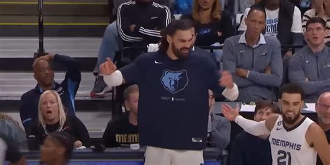 The Big Kiwi Steven Adams And How Hes Popularizing The Nba In New Zealand Dunkest