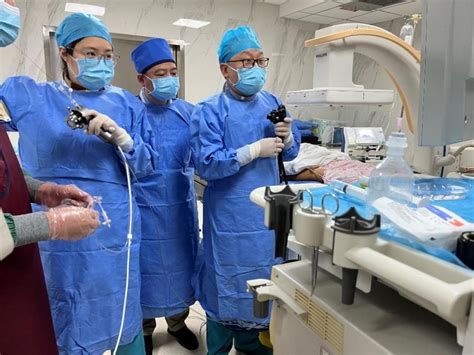 胆胰疾患者的福音 市中心医院内镜中心开展首例经口胆道镜诊疗技术 渭南市中心医院