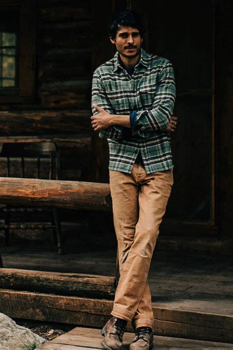 Mens Flannel Shirt Outfit Inspiration 18 Rugged Looks For 2025