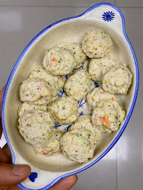 家有小宠】金丝熊仓鼠月子餐小鼠辅食西兰花鸡胸肉丸子超级方便的做法步骤图】yoyosma厨房 下厨房