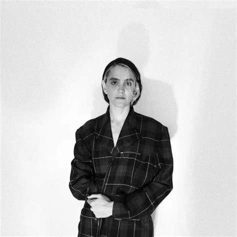 Manuela De Las Casas Presentó Su Nuevo Tema El Cuerpo Tiembla Filo News