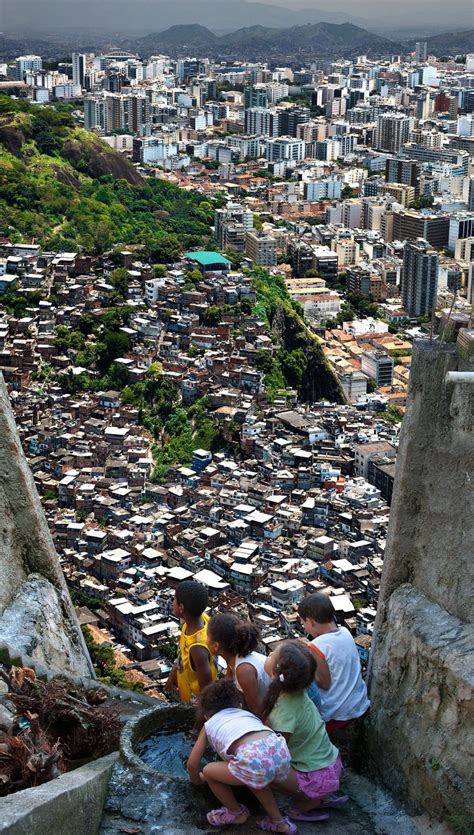 The World Atlas Of Street Photography In Pictures Favelas Brazil