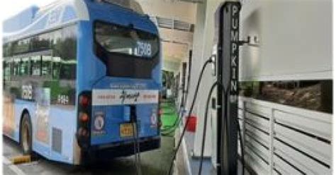 서울시 전기차 충전기 3만 5000기 돌파…전기차 10 시대 연다