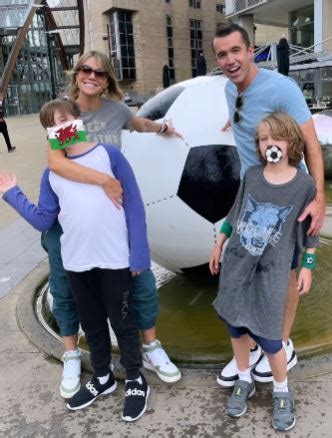 Axel Lee Mcelhenney Meet Son Of Kaitlin Olson Vergewiki