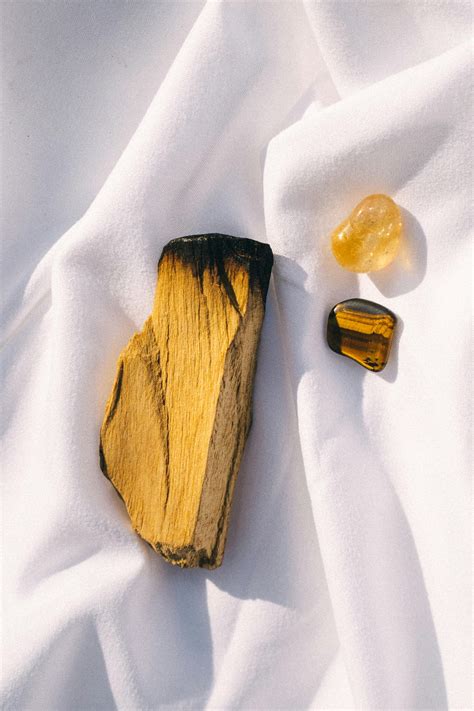 Palo Santo Photos, Download The BEST Free Palo Santo Stock Photos & HD ...