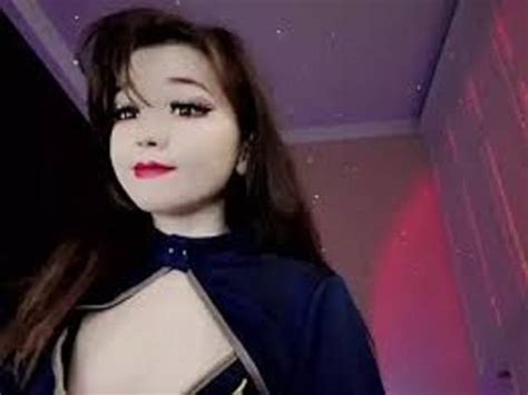 Who Is She I Find A Link Name Katrinadevil But Cant Find Her 1586819 ›