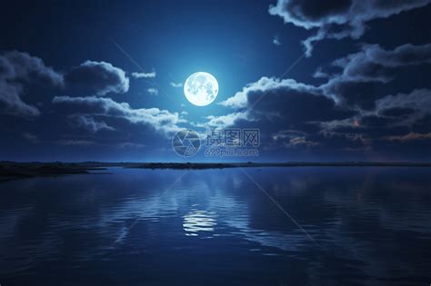 月光映照在湖面上高清图片下载 正版图片600707305 摄图网