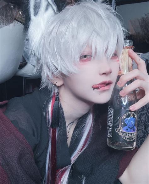 ولی آدم اگه یه دوست دختر اینجوری داشته باشه دیگه هیچی از دنیا نمیخواد قبول دارید؟