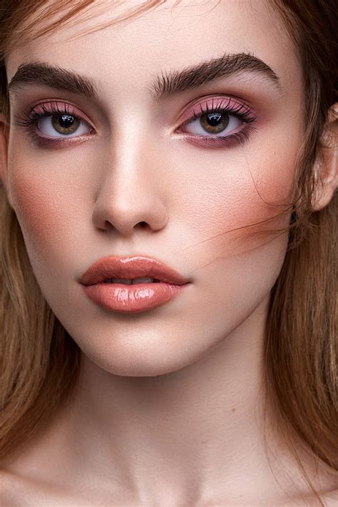 G L O W U P 完美人像修图摄影封面大图